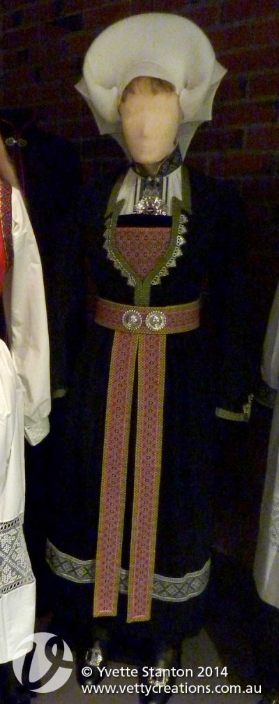 Hardanger headdresses – a tricky technique « White Threads